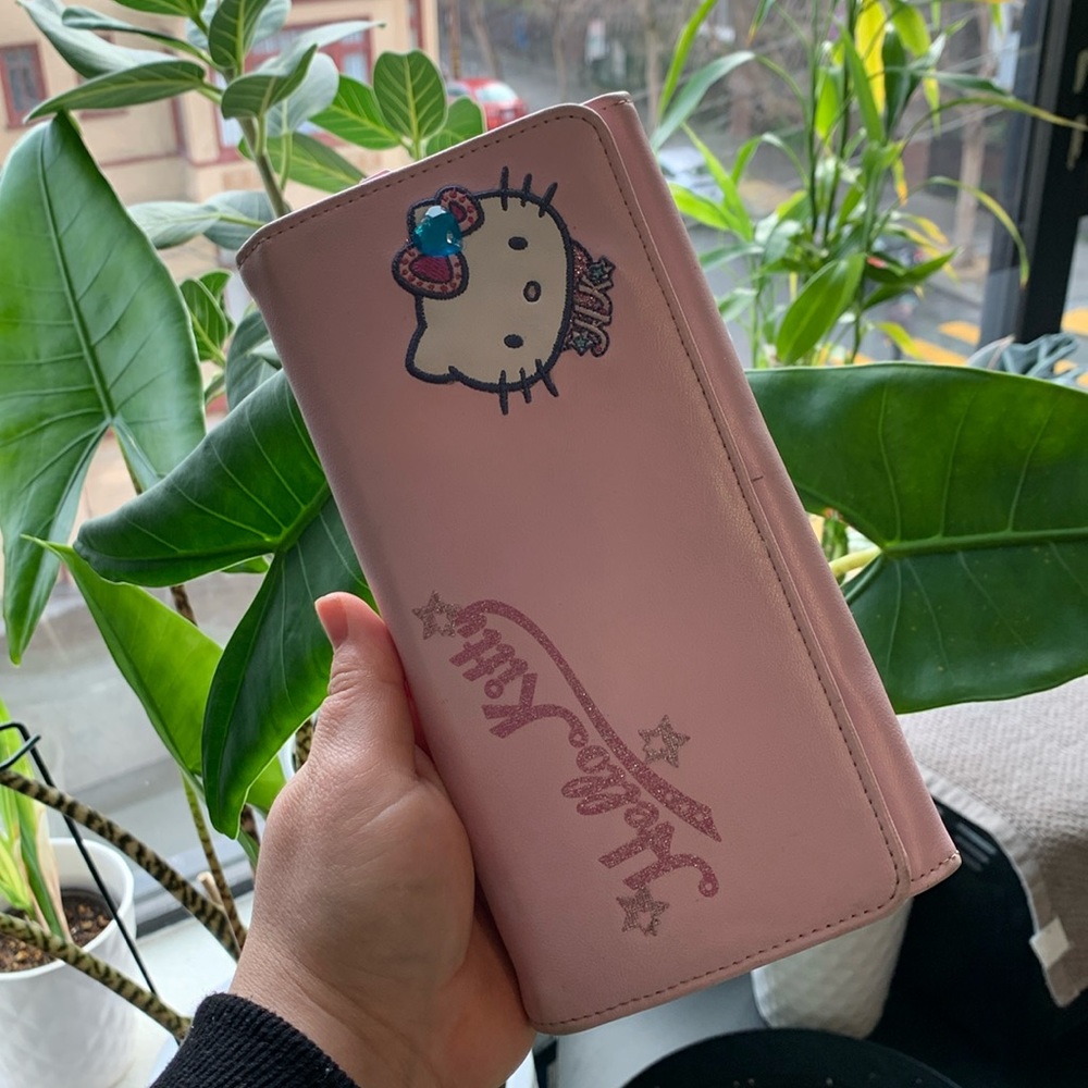 Original Hello Kitty Early 2000s - Sanrio Wallet - Gem
